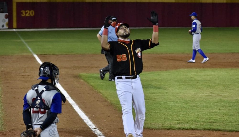 Criollos de Caguas cerca de la final en Puerto Rico - Beisbol Mundial