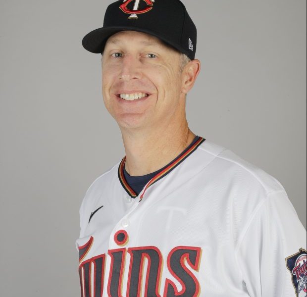 Fallece Mike Bell, coach de banca de los Minnesota Twins - Beisbol Mundial