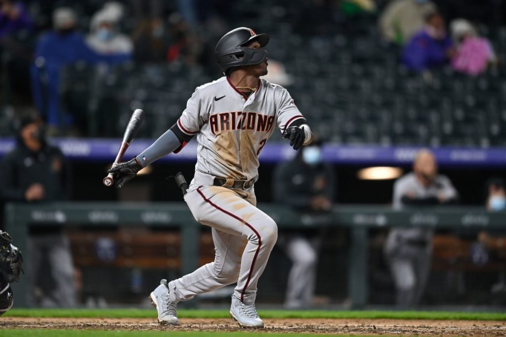 Perdomo y su dedicatoria en el opening day - Beisbol Mundial