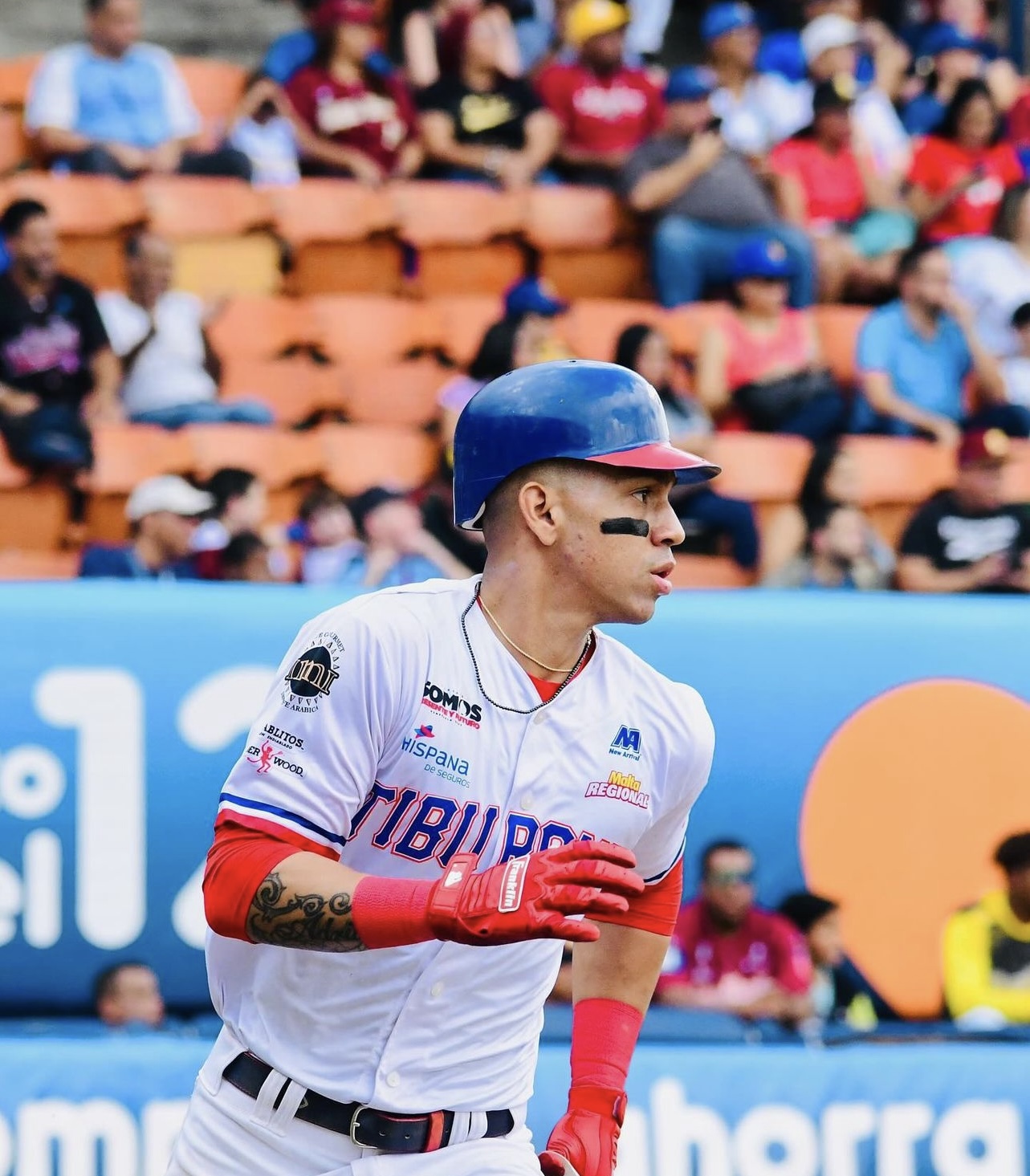 Ehire Adrianza celebra una década en Grandes Ligas - Beisbol Mundial